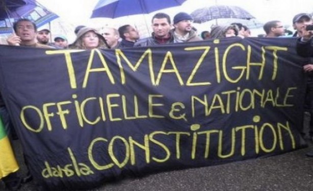 Tamazight langue nationale officielle dans la Constitution Algérienne ...