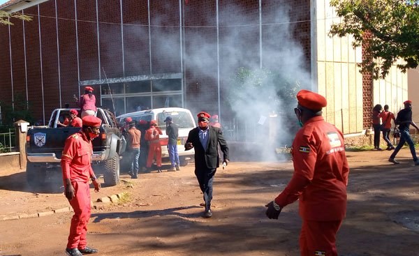 Uganda: Police Fire Teargas to Disperse Bob Wine Supporters - allAfrica.com